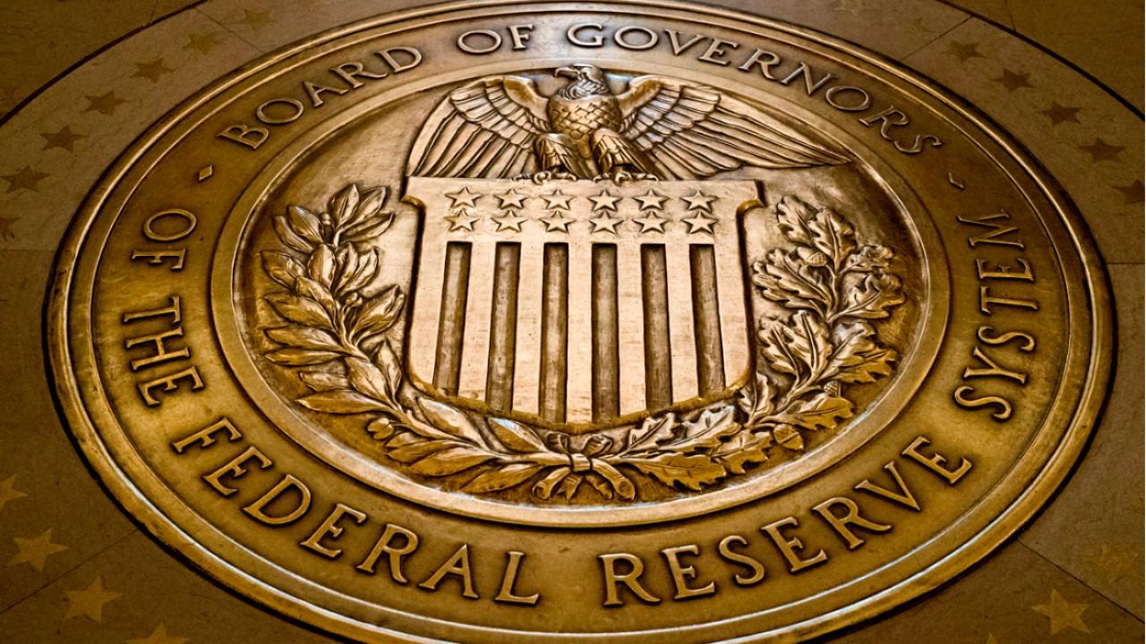 Ata do Fomc: Fed vê urgência em arrefecer inflação nos EUA, mesmo com ...